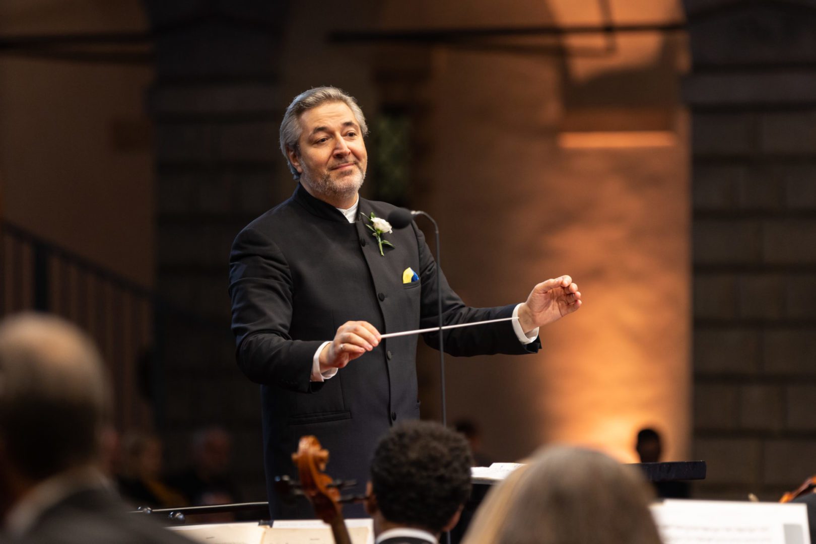 Daniel Raiskin se Slovenskou filharmonií v průsečíku tradic - Smetanova ...